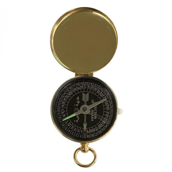 メッカの方角が分かるイスラム礼拝用のコンパスです。英文早見表、小箱入り! 生産国:日本 素材・材質:真鍮、ガラス 商品サイズ:45×11mm 仕様:ソフトケース付英文早見表小箱入り　※サプライヤー直送品　　