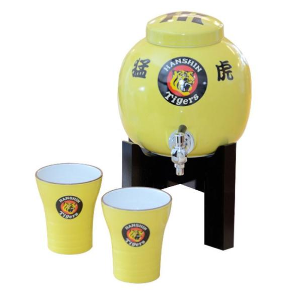阪神ファンなら、この猛虎焼酎サーバーで盛り上がるのは絶対。阪神タイガースの応援しながら、この焼酎サーバーから飲む。阪神ファンにはたまらない一品。セラミックの特殊な釉薬で作っています。まろやかで美味しい焼酎をお楽しみください。勿論、蒸留酒であ...