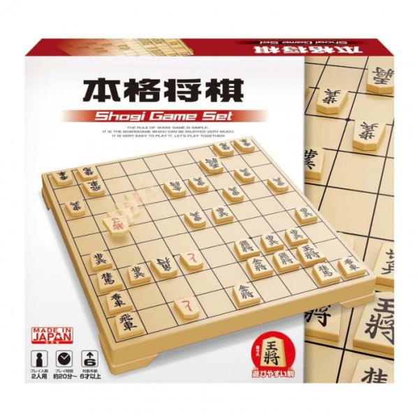 本格将棋は、大きな盤面で将棋を楽しめるセット。盤と駒はプラスチック製で傷みにくく、軽くて扱いやすい仕様です。 生産国:日本 仕様:対象年齢:6歳~　※サプライヤー直送品　　