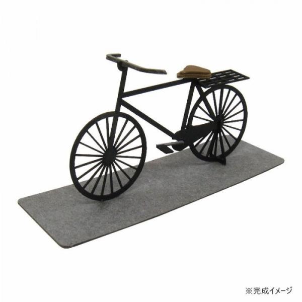 昔懐かしの自転車のキットです。黒いフレームにねずみ色のハンドル、そして茶色のサドル。シンプルで素朴なディテールは眺めているだけで癒されます。 生産国:日本 商品サイズ:W20×D60×H35mm 仕様:対象年齢:12才以上組み立て所要時間:...