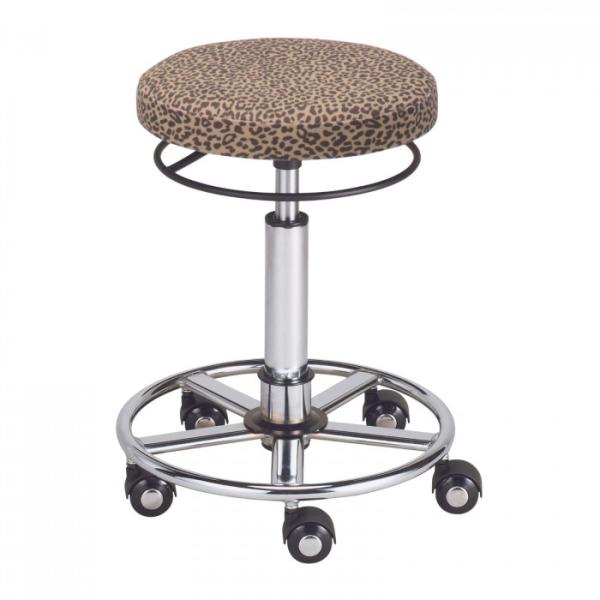 お掃除機能キャスターを採用。床に優しいウレタンタイヤを使用。ガス昇降式です。 生産国:日本 素材・材質:座面:PVCレザー、脚部:スチール 商品サイズ:(約)Φ340(イス座)×高さ500~690mm 仕様:お掃除機能キャスターウレタンタイ...