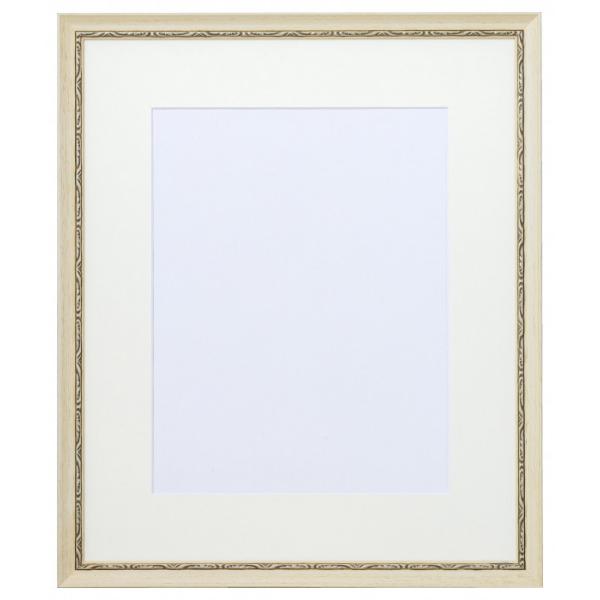 明るい色合いに銀箔が映える、エレガントなデザインのフレームです。端先に施された繊細な模様が作品を上品に縁取ります。控え目にアンティーク調の汚しをかけているので、銀の光沢が強すぎずインテリアに自然に馴染みます。水彩画や風景画、パステル画など、...