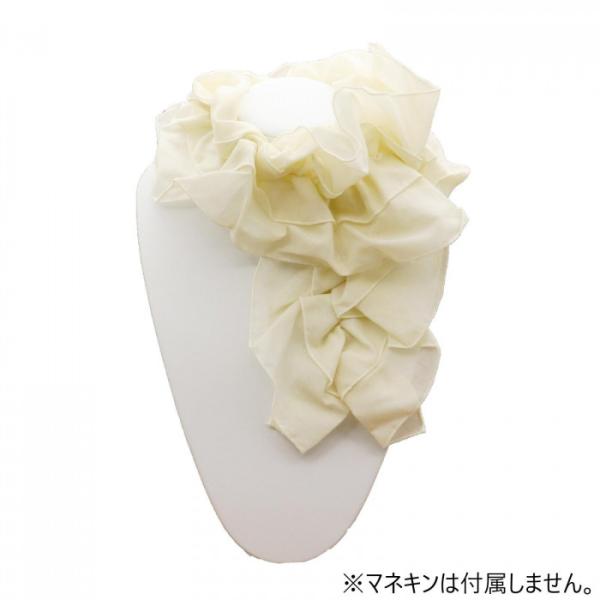 結び方が簡単で、ナチュラルなシワ感で簡単にこなれ感を演出。自宅でお洗濯ができるからお手入れも簡単。お洋服にも合わせやすいベーシックなカラーで、コーディネートのワンポイントに。お出かけやウォーキングなどでお使いいただけます。 生産国:日本 素...