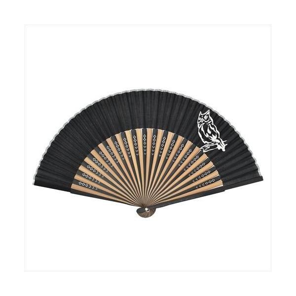 派手な和柄は使いづらい、という方にぴったりな扇子です。 生産国:中国 素材・材質:扇面:綿扇骨:竹 商品サイズ:約22.5cm　※サプライヤー直送品　　