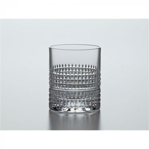 鉛を含まない「ファインクリスタル」で作られています。こちらの商品はハンドメイドとなっております。 生産国:日本 商品サイズ:48mm 内容量:クリスタルガラス 仕様:食洗器:非対応　※サプライヤー直送品　　