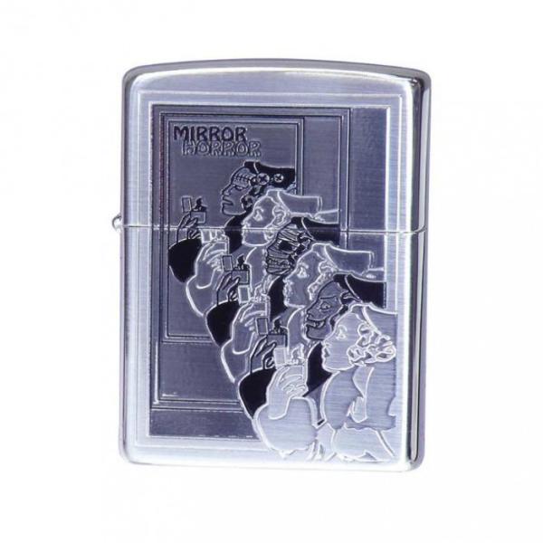 ペンギンライターオリジナルZIPPOより「鏡」を取り巻くオカルトホラーがデザインされたおしゃれなライターです。今回も鏡の前に立ったウインディ。「合わせ鏡」になっていたそこにはあの怪物たちが潜んでいた。マスキングとメッキ、磨き方の組み合わせを...