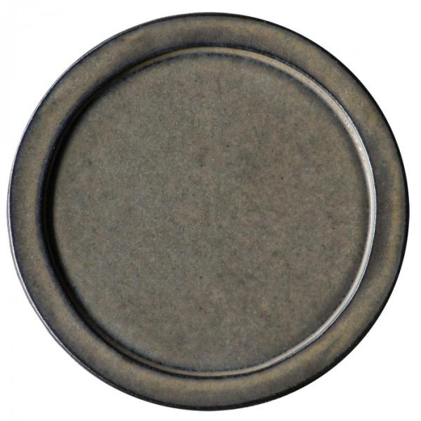 日本の職人が手仕事で作り上げた器、ベニェ。スッキリとしたフォルムがシックで大人っぽい佇まい。質感はつや消しで手触りが良く、優しさとクールな印象を感じられる不思議なデザインです。スモーキーで上品な色使いは珍しく、食卓を新しい世界観で包んでくれ...