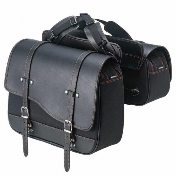 デザインと使い勝手がバランスしたアシンメトリーバッグ。マフラー側をサイズダウンし、マフラーとの干渉を避けた形状。約20L+約12Lの大容量でロングツーリングにも対応。バッグの開閉はベルトよりもイージーなスイングバックル式。左右のバッグをつな...