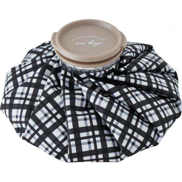 連日猛暑の日本の夏には繰り返し使えるエコアイテム「氷のう」が活躍します。夏のレジャースポーツや暑い日の熱中症対策、急な発熱にもお使いいただけます。氷と水を一緒に入れることで身体と密着しやすくなるので、さらにひんやり感アップ。 生産国:中国 ...