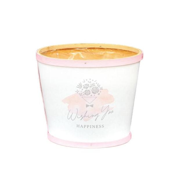 ワンカラーに手書き風のシンプルなロゴ入りです。 生産国:中国 素材・材質:ウッドチップ、紙 商品サイズ:φ19×H16cm 仕様:内ビニール有　※サプライヤー直送品　　