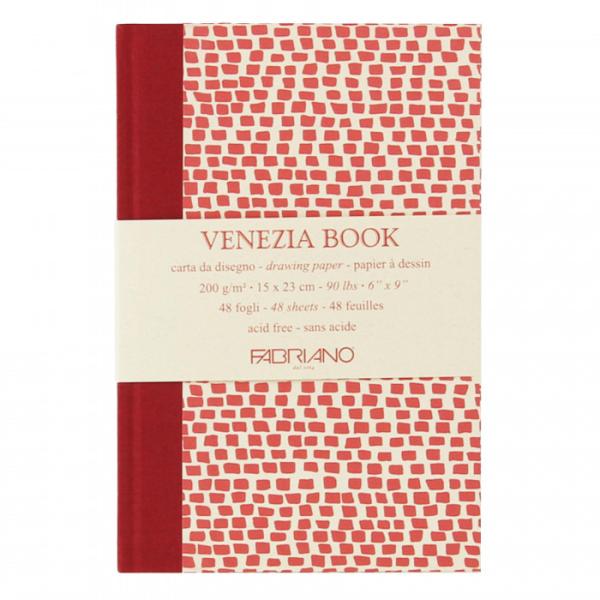「ヴェネチアビック」は、イタリアの風情を伝えるベニスのサンマルコ広場のモダンなモザイク柄をデザインした表紙。同社ブランド製品「アカデミア紙」(環境にやさしいFSCR認証のパルプ使用)を糸綴じにより上製法に仕上げた、美しく上質なステーショナリ...