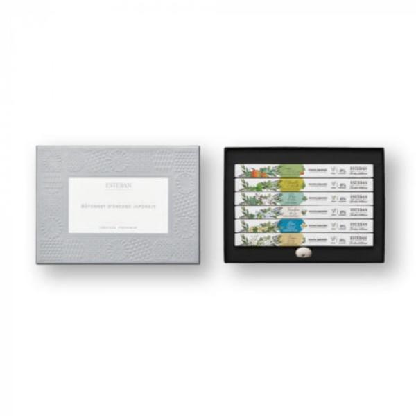 ショコラトリーに並ぶバトンショコラのような6種類のバトネ(お香)と温かみのある質感にESTEBANのロゴが刻印されたオリジナル香皿を組み合わせたコフレ。ESTEBANのエモーショナルな世界中の旅物語をお香でお楽しみください。 生産国:日本 ...