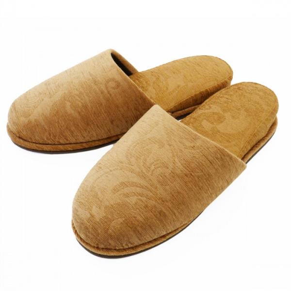 玄関が華やかになるリーフ柄のシェニールスリッパです。重厚感のあるシェニールにリーフの型押し柄がとても上品です。落ち着いた色合いも更に雰囲気が出ます。大切なお客様のおもてなしに最適なスリッパ。底は汚れたらサッと拭けるPVCレザーなのでお手入れ...