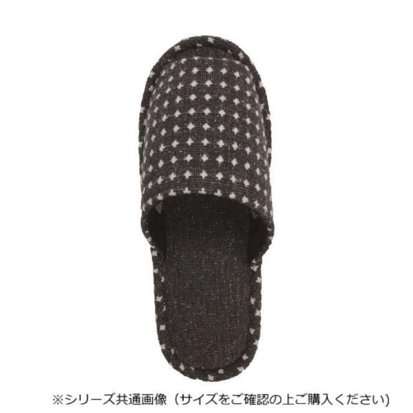 刺子のスリッパです。 生産国:日本 素材・材質:甲:ポリエステル中:アクリル・ポリエステル・綿底:PVC　※サプライヤー直送品　　