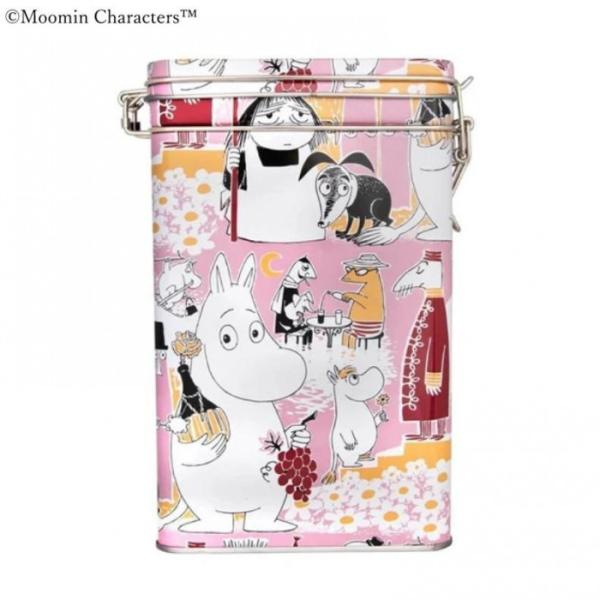 ムーミンデザインのコーヒー缶です。 生産国:中国 素材・材質:鉄(スズメッキ)(フタ:ゴム製パッキン付き) 商品サイズ:約150×200×80mm　※サプライヤー直送品　　