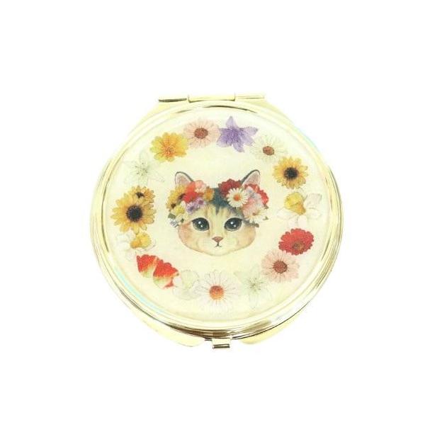 「fleurs&amp;chats」のコンパクトミラーです。こんもりとした透明樹脂盛りが可愛いコンパクトミラーはお出かけのお供にぴったりです。 生産国:日本 素材・材質:金属、エポキシ樹脂 商品サイズ:W73×H77×D10mm 仕様:2m...