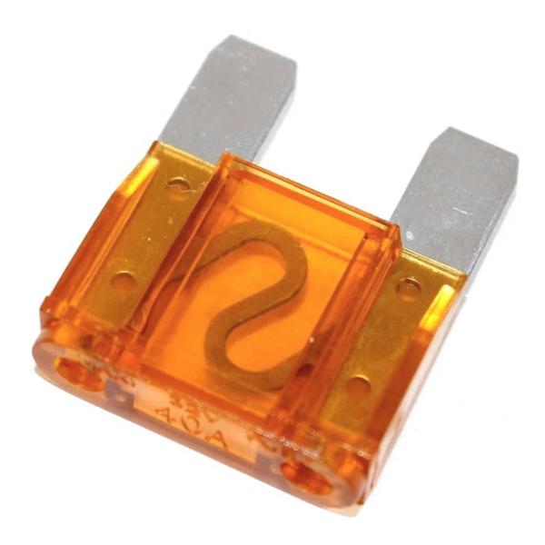 40A　MAXI ヒューズです。サイズにご注意ください。◆サイズ　：　横29mm×縦35mm (差込部分13mm）×厚み9mm◆1個単位での販売です。