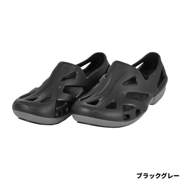 ダイワ  オカッパリから船まで、快適な釣りをサポートする「フィッシングアクアシューズ」。 アッパー部とソール部で違う硬度を組み合わせた二重設計を採用。 直接足に当たる部分には、低硬度のEVA素材をを採用し、足を柔らかく包み込むようなフィット...
