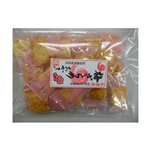 【発売日：2022年10月09日】梅の酸味が特徴です。紀州産南高梅果肉を使い ソフトな食感の生地にざらめを振った甘口醤油で味付け甘しょっぱい梅の味わいが特徴です。