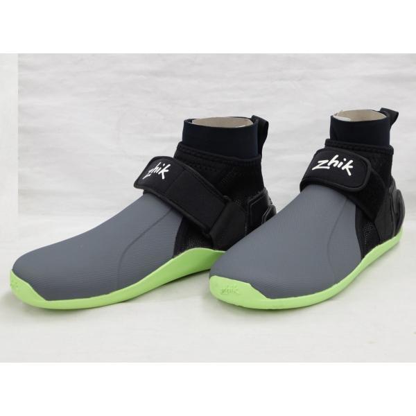 マルチなポジションで使えます。着脱しやすいローカットブーツ。ベルクロによりしっかりと足をホールドします。サイズ５　（２３.5ｃｍ）６　（２４.5ｃｍ）７　（２５.5ｃｍ）８　（２６.5ｃｍ）９　（２７.5ｃｍ）１０　（２８.5ｃｍ）１１（2...