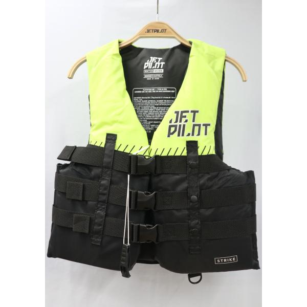 ベーシックで軽量な３バックルナイロンベストＪＣＩ予備検査合格実績型モデルDリング・ホイッスル付きサイズＭ（胸囲９４ｃｍ〜１０２ｃｍ）Ｌ（胸囲１０４ｃｍ〜１１２ｃｍ）送料北海道/９００円青森・岩手・秋田・宮城・山形・福島・富山・新潟・石川・福...