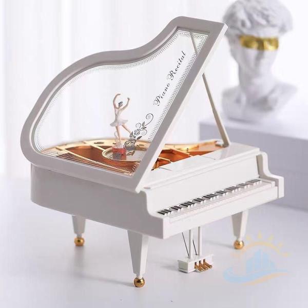 鍵盤を開けると ドール が曲に合わせてピアノの上を回転します。ねじを手回しで巻いてお使いください。宝石箱のようなα波音楽箱 、 おもちゃの小箱ですリラクゼーション 、癒しの世界を感じられるお洒落 ボックスです。サイズ : 本体 約16.5c...
