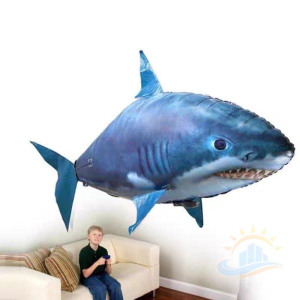 サメ バルーン 浮遊 ラジコン RC クマノミ リモコン フライング エアフィッシュ 魚のおもちゃ キッズ 浮くリモコンで浮遊するバルーンはサメとカクレクマノミの2タイプ！迫力のビックサイズです。お子様のおもちゃ、友人をおどろかしたり、親子...