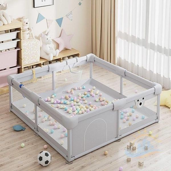ハイハイや歩き始めたお子様などが、楽しく遊べるベビーサークルです。安心な素材を使用赤ちゃんに優しい素材のため、触ったり噛んだりしても安心してご使用いただけます。2つの扉付き赤ちゃんが勝手に開閉しないよう、外側からのみ開閉可能な扉付き。安全設...