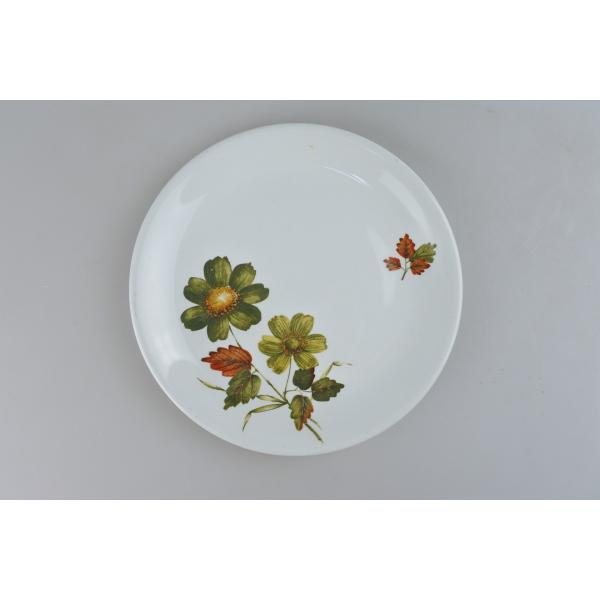 Alfred Meakin（アルフレッド・ミーキン）は1875年から1976年まで土器や磁器の食器などを製造していたイギリスの老舗会社です。＊商品＊1960年代頃のビンテージで、コスモスのプリントのようです。割れやヒビはありませんが、使用感...