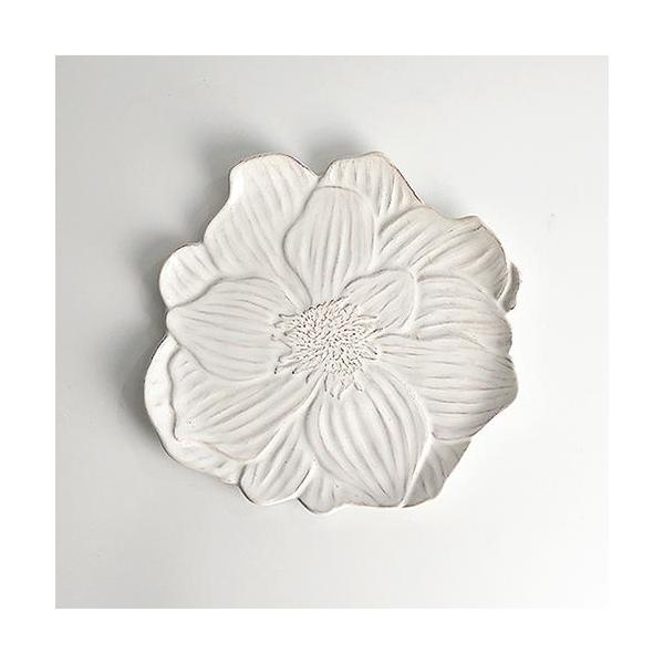 サイズ　φ２２.０ｘｈ２.２ｃｍ素材　　　陶器生産国　　ポルトガル※電子レンジ、食洗器のご使用可、オーブンのご使用不可。ハンドメイド製品のため下記ご注意点をご理解の上ご了承いただきます様お願いいたします。※生産ロットの違いにより色合いに多少...