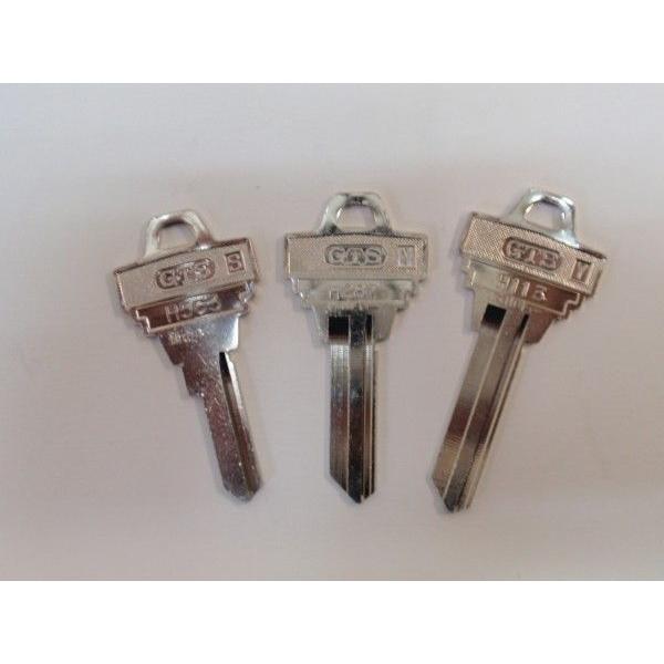 本体購入者用追加スペアキースペアキーのみでのご購入は出来ませんお客様のご購入されたカギを元にスペアキーを作成いたします。ツーロック　MS5錠をご購入の方でも後日にスペアキーのみのご購入はこちらでは出来ませんので本体購入と同時にご購入ください...