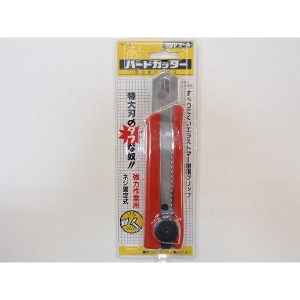 ■安定した作業ができる曲がりにくい強力刃■ネジ式で刃しっかり固定■頑丈なステンレスブレードホルダー(1mm厚)■すべりにくいエラストマー樹脂製ソフトグリップ■刃が滑り出ないピッチ送り方式スライダー