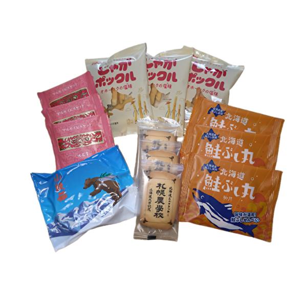 北海道の人気お菓子、じゃがポックル 、マルセイビスケット、農学校クッキー、鮭ぶし丸、山親爺５種計１３個を詰め合わせたセットです。カルビー じゃがポックル ３袋六花亭 マルセイビスケット 3枚きのとや 札幌農学校クッキー ３枚柳月 鮭ぶし丸 ...