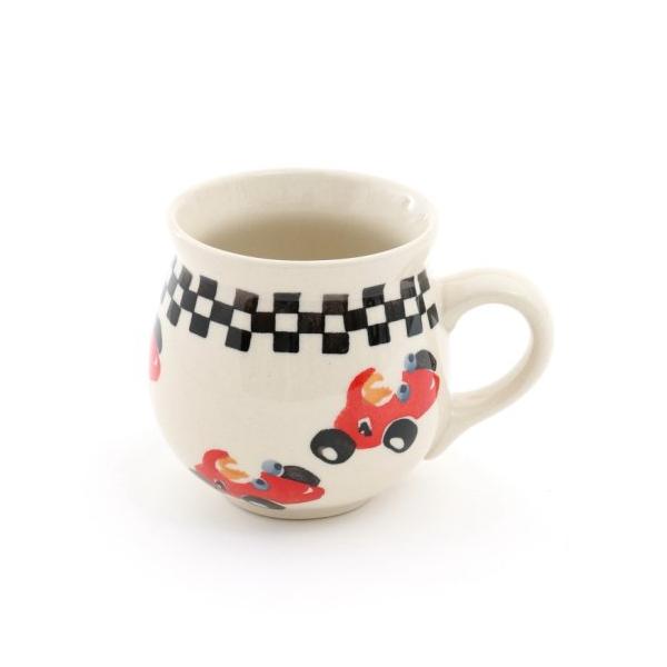 珍しい車の柄でコロンとした形が可愛らしいポーリッシュポタリーのマグカップ。お子様へのプレゼントへもぴったりです。ポーランド南西部のドイツとチェコの国境付近良質な土が採れることで陶器作りが盛んになった町、ポレスワヴィエツ。ここにはたくさんの陶...