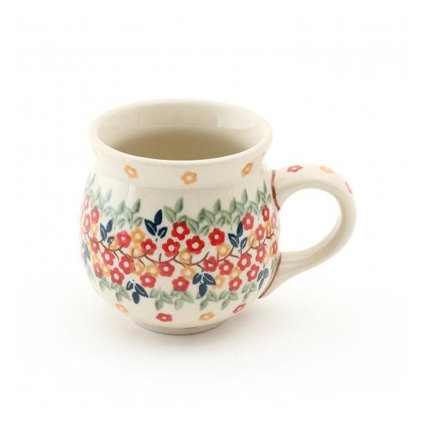 大きくてコロンとした形が可愛らしいポーランドのマグカップです。ポーランド南西部のドイツとチェコの国境付近良質な土が採れることで陶器作りが盛んになった町、ポレスワヴィエツ。ここにはたくさんの陶器メーカーがあります。型取りから絵付けまでひとつひ...