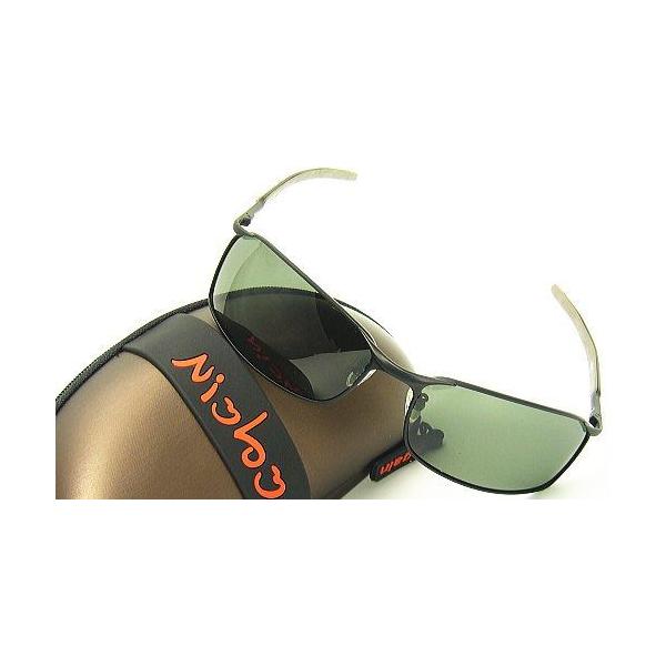 偏光サングラス創り47年以上の歴史信頼のブランド冒険王偏光度99％可視光線透過率20％99.9紫外線カットケースは別売り2014年4月消費税増税により増税分3％を課税しております。実商品のプライスタグ（値札）価格は旧消費税5%で表記しております。