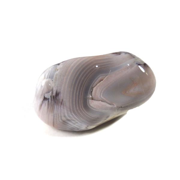 ◆大きさ：36ｘ21ｘ20 mm◆重さ：19 g◇産地：ボツワナ※現品撮影です。写真の商品をお届けします。アゲートは、微細な石英の結晶が層状に集まってできた美しい天然石で、その豊かな色彩と模様は一点ごとに異なる魅力を持ちます。古くから装飾品...