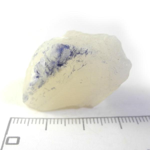 ◆weight：16.2 g◆size：約 33ｘ24ｘ16 mm◇産地：Vaca Morta Bahia Brazil母岩（蝋石）の中に、ブルーのデュモルティエライトが入った天然の標本です。※商品は1点ものです。写真の商品をお届けします。...