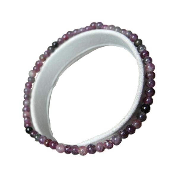 ◆サイズ：内径約16cm◆大きさ：平均3.3mm径◆重さ：3g　※現品撮影です。写真の商品をお届けします。ピンクトルマリンは、鮮やかなピンク色が魅力のトルマリンの一種で、その華やかさから人気の高い天然石です。名前の由来はシンハラ語の「トルマ...