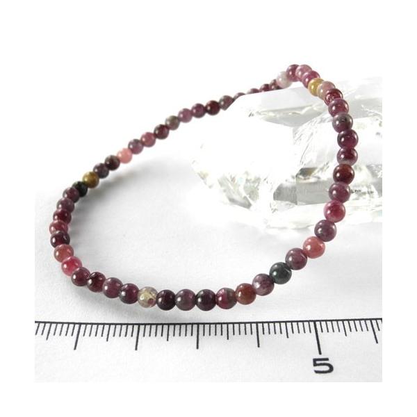 ◆サイズ：内径約18cm◆大きさ：約2.5〜3mm径◆重さ：約3.5g※現品撮影です。写真の商品をお届けします。◎この商品はメール便送料無料商品です。ピンクトルマリンは、鮮やかなピンク色が魅力のトルマリンの一種で、その華やかさから人気の高い...