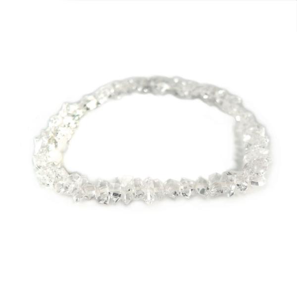 ◆重さ：約 8.4 g◆内径サイズ：約 18 cm◇産地：S,Pakistanキラキラ華やかに輝いて、腕につけると本当に綺麗で存在感あります。夏の装いにピッタリです。※商品は1点ものです。写真の商品をお届けします。ハーキマーダイヤモンドは、...