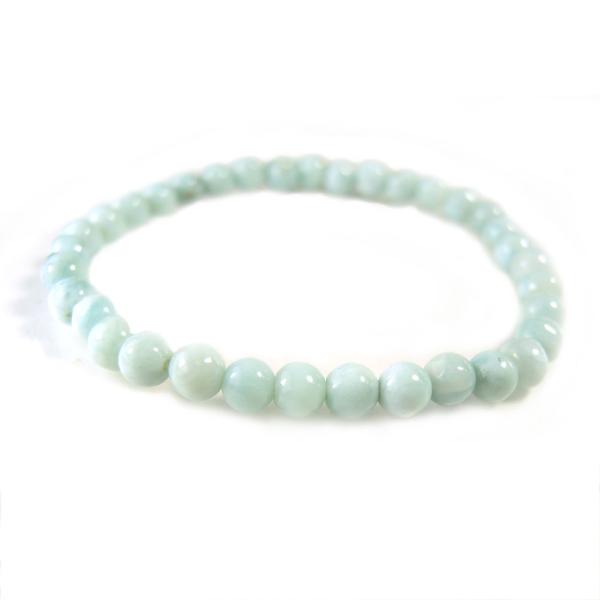 ◆ビーズの大きさ：約 5 mm◆重さ：約 6 g◆内径サイズ：約 15 cm◆産地：ドミニカ共和国※現品撮影です。写真の商品をお届けします。ラリマーは、カリブ海に浮かぶドミニカ共和国でのみ採掘される希少な天然石です。その名前は、発見者の娘「...