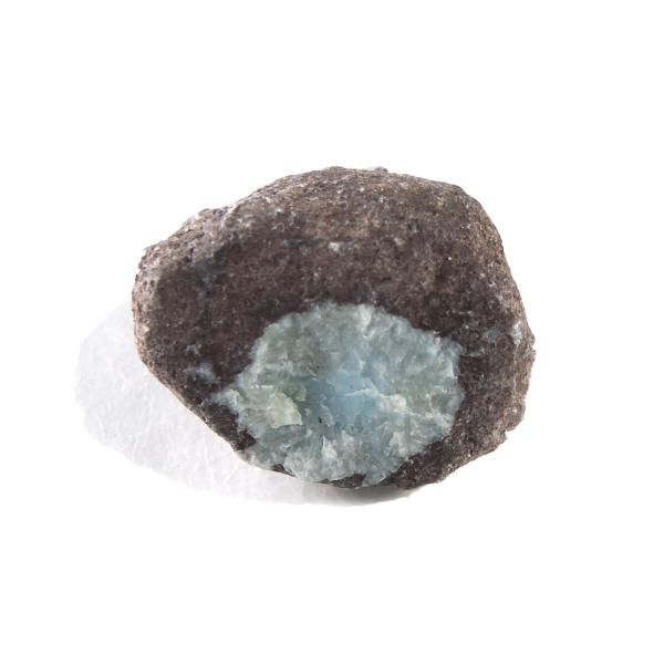 ◆重さ：19 g◆大きさ：約 30ｘ23ｘ21 mm◇産地：ドミニカ共和国※現品撮影です。写真の商品をお届けします。◎この商品はメール便送料無料商品です。ラリマーは、カリブ海に浮かぶドミニカ共和国でのみ採掘される希少な天然石です。その名前は...