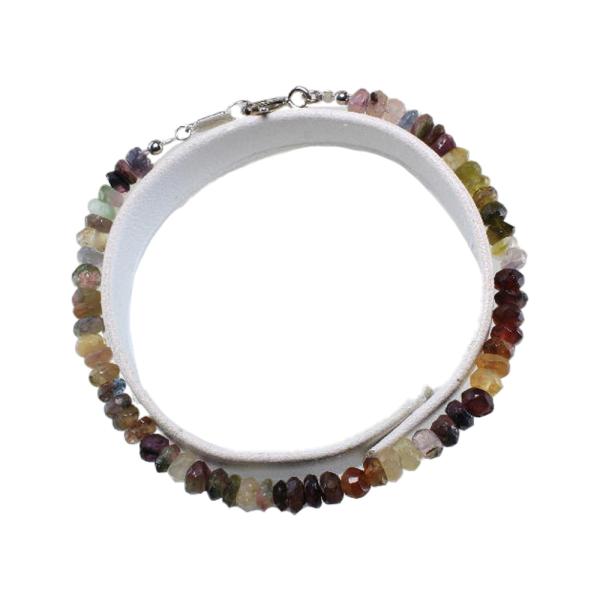 ◆サイズ：内径17.5cm◆重さ：6.0g◆大きさ：平均2x4mm径◇金具：シルバー925※商品は１点ものです。写真の商品をお届けします。●封書（メール便）に限り送料無料(代引き不可・日時指定不可)。購入画面で、メール便を選択されたご注文に...