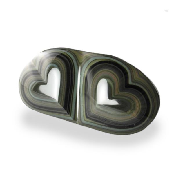 ◆大きさ：95x46x24mm ◆重さ：135g◇産地：Tequila,Jalisco,MEXICO メキシコグリーン系の2つのハートレインボーが美しく浮かび上がります。オブシディアンは、火山活動によって生まれる天然のガラス質の石で、漆黒の...