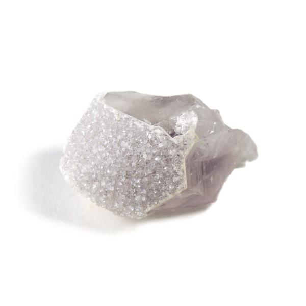 ◆大きさ：約 44ｘ26ｘ25 mm◆重さ：約 24 g◇産地：ブラジル　Rio Grande do Sulアメジストの表面につぶつぶの、雪のようなきらきら光る結晶（ドゥルージークォーツ）が覆っています。雪のような結晶が帽子を被っているみた...