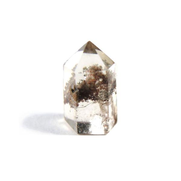 ◆重さ：約 4 g◆大きさ：約 20ｘ9ｘ13 mm◇産地：Minas,Gerais.Brasil※商品は1点ものです。写真の商品をお届けします。◎この商品はメール便送料無料商品です。山のような模様が水晶の中に浮かぶ不思議な姿が特徴のファン...