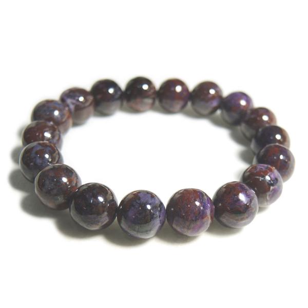 ◆重さ：50g◆大きさ：平均11〜12mm径◆サイズ：内径約17cm（ゴムなので伸びます）◇産地：南アフリカ共和国◎商品は一点物です。写真の商品をお送りします。スギライトは1944年、日本の地質学者・杉健一博士によって発見されたことに由来し...