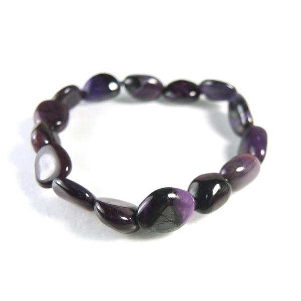 ◆重さ：約 19 g◆サイズ：内径約16cm（ゴムなので伸びます）◇産地：南アフリカ共和国◎商品は一点物です。写真の商品をお送りします。スギライトは1944年、日本の地質学者・杉健一博士によって発見されたことに由来し、その名がつけられた希少...