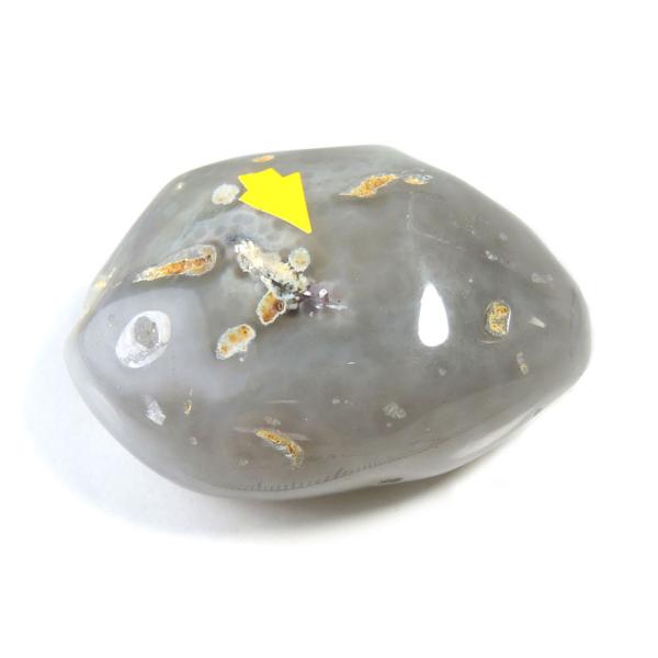 ◆大きさ：約 58ｘ41ｘ27 mm◆重さ：67 g◇産地：ブラジル強い光に翳すと水の動きが見えます。※現品撮影です。写真の商品をお届けします。強運や財運を招くといわれる縞瑪瑙（しまめのう）の中に古代の水を含んだ、 大変貴重なレアストーンで...